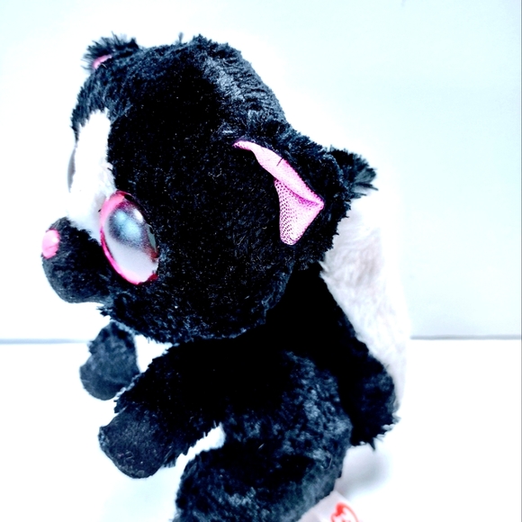 Ty | Toys | Ty Beanie Boos Flora Black And Pink Skunk Plushie 6 Inch ...